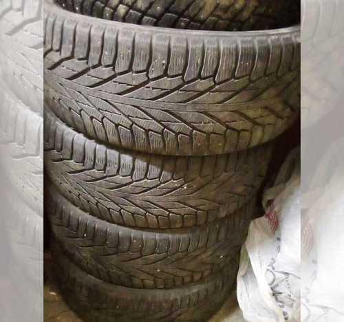 Nokian Tyres Hakkapeliitta R2 SUV 255/50 R20