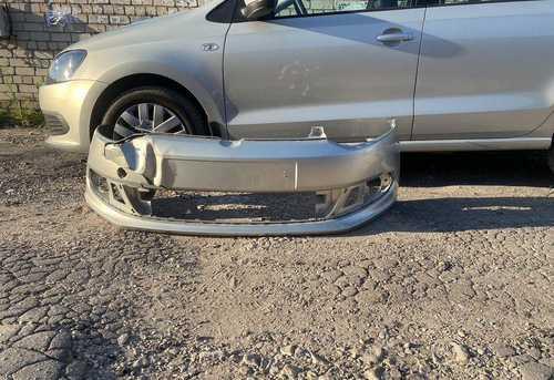 Бампер передний на Volkswagen Polo 5, 6RU807221