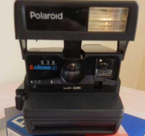 Фотоаппарат моментальной печати polaroid