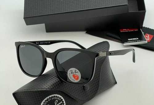 Солнцезащитные очки ray ban