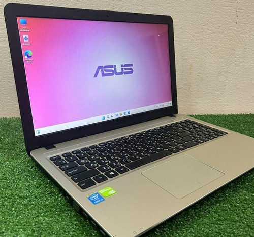 Игровой Золотистый Asus с GeForce 920M/i3-5005U