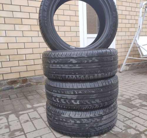 Mirage MR182 215/55 R17 98W