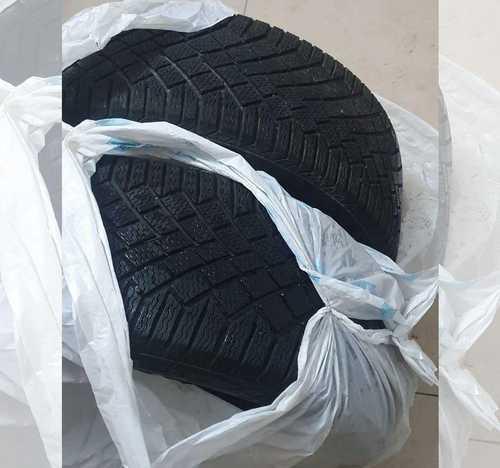 Continental ContiVikingContact 7 245/45 R20 T