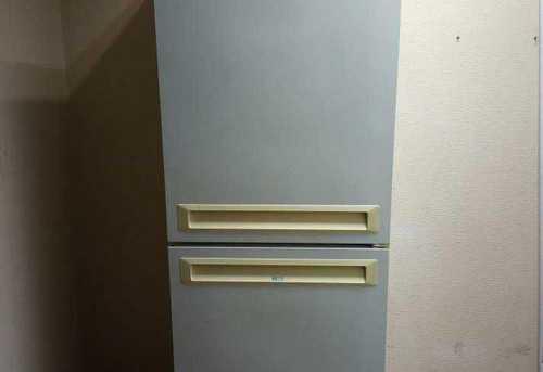 Холодильник Стинол 103 двухкамерный