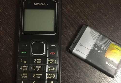 Кнопочный телефон Nokia 1202