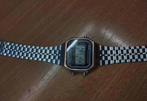 Электронные часы casio