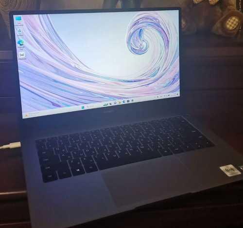 Huawei MateBook D14