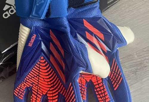 Перчатки детские вратарские adidas predator GL