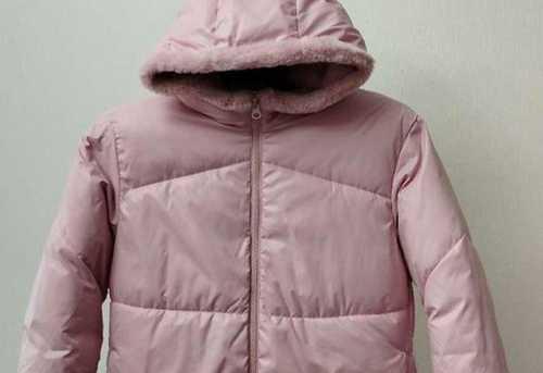 Куртка и пальто р. 152-158 на девочку