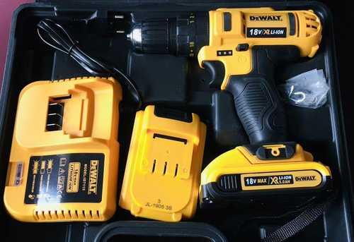 Шуруповерт Dewalt