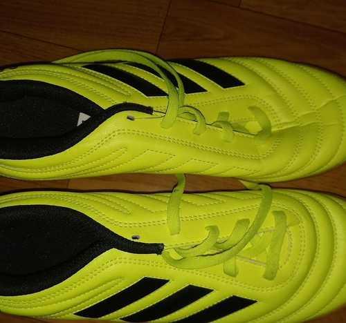 Футзалки новые Adidas Copa