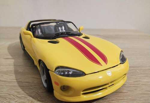 Модель 1:18, Dodge Viper RT10, Bburago