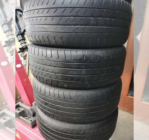 Triangle Sport ATP TR918 215/60 R16 98H