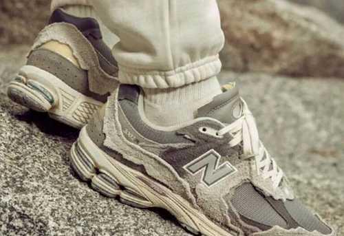 New Balance 2002r Refined Future