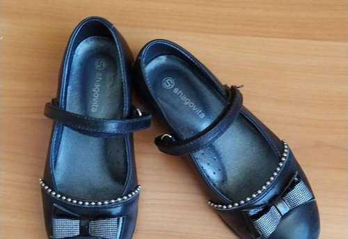 Кожаные туфли для девочки 30 размер