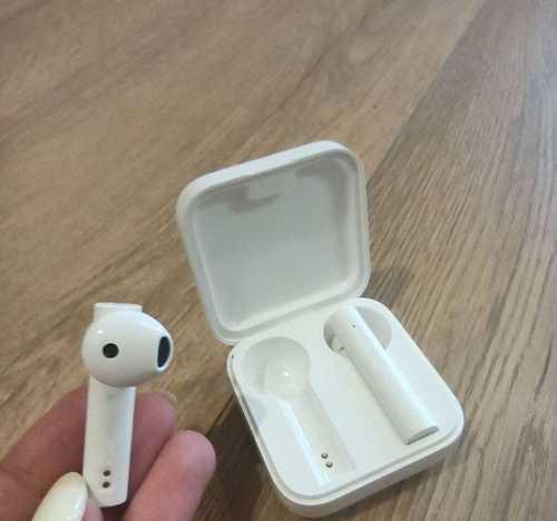 Беспроводные наушники Xiaomi Earphones 2