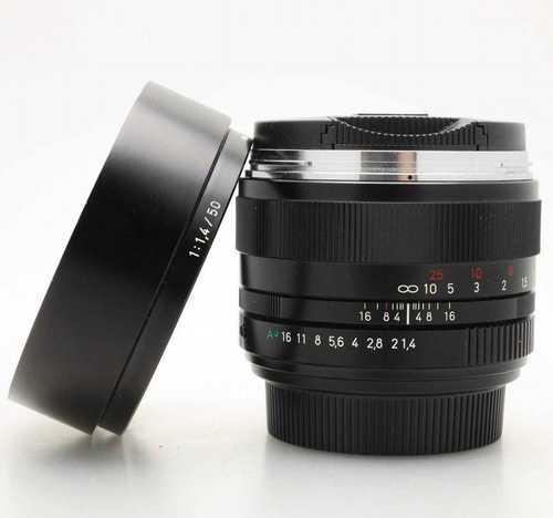 Zeiss Planar 50mm f/1.4 T* ZK (Pentax K/MF)