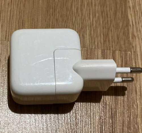 Зарядка apple 12w usb power adapter