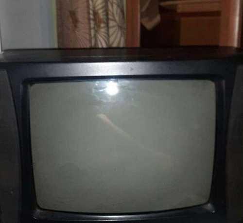 Телевизор "orion"
