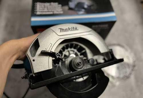 Циркулярная пила makita новая