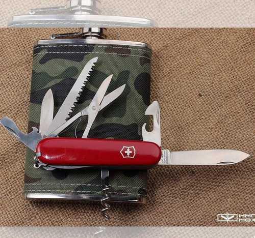 Нож перочинный huntsman victorinox 1.3713