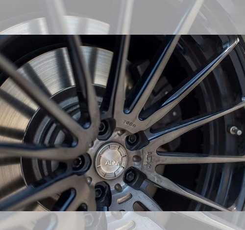 Кованые диски на Rolls Royce Dawn R22x10.5