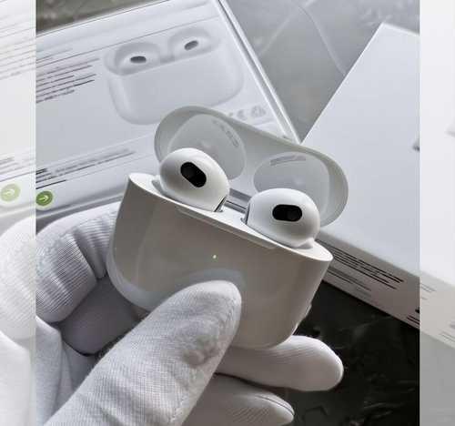 AirPods 3 - новые   в подарок зарядка MagSafe