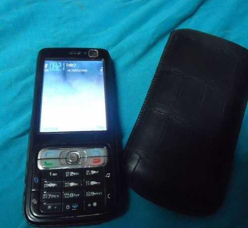 Nokia N73 с чехлом