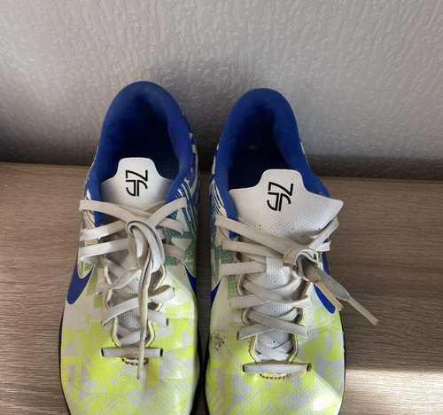 Футзалки nike