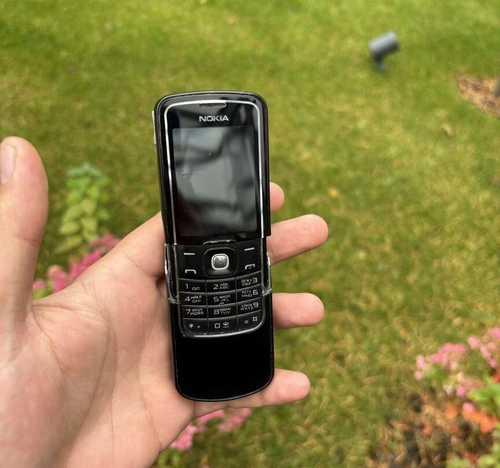 Nokia 8600 Luna