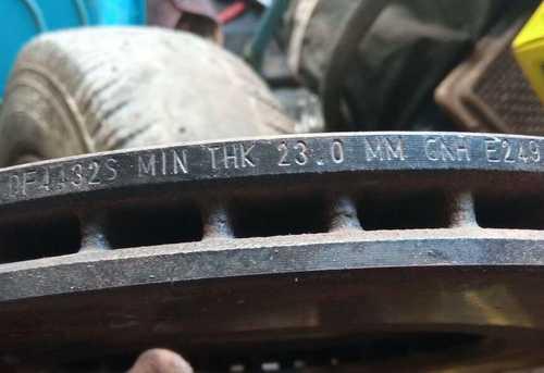 Продам тормозные диски Honda Accord 7 2.4