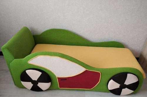 Детский диван (кровать) -машинка