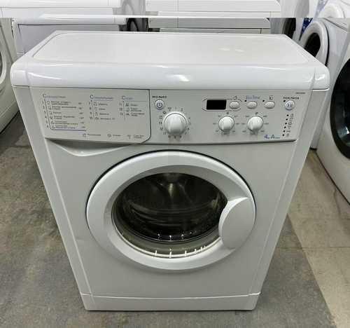 Indesit. 4 кг, 33 см, 800 об. Доставка бесплатно