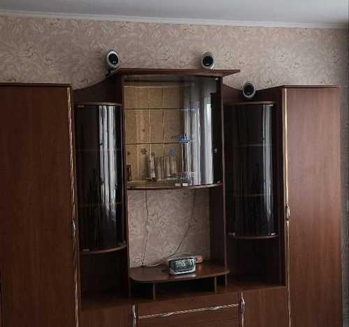 Стенка в гостиную бу