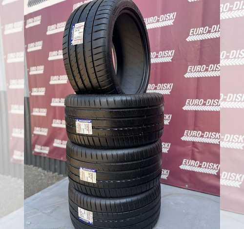 Michelin Pilot Sport 4 225/45 R17 91Y