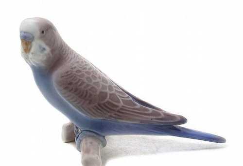 Фарфоровая фигура Голубой попугай Bing & Grondahl