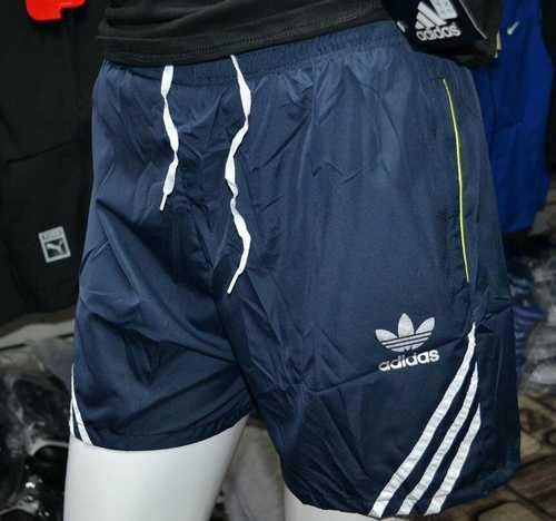 Спортивные шорты adidas