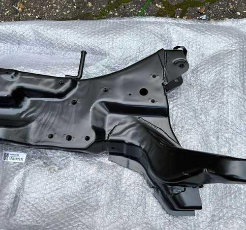 Подрамник передний Mitsubishi Lancer 9