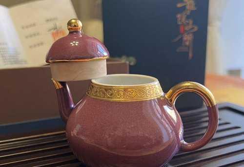 Фарфоровый чайник для церемоний