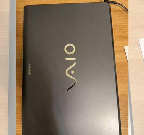 Ноутбук sony vaio 17.3 i3 4/380 2010