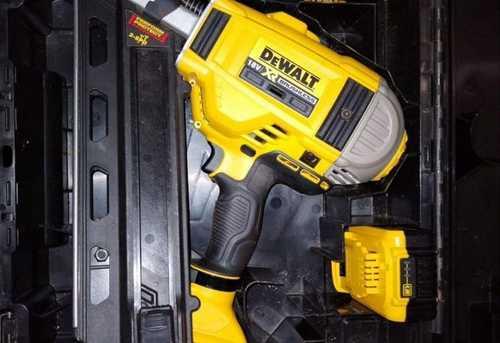 Аккумуляторный пистолет dewalt DCN692P2