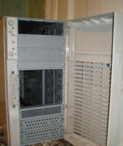 Серверный корпус от Intel sb5000 + бп на 350 ватт