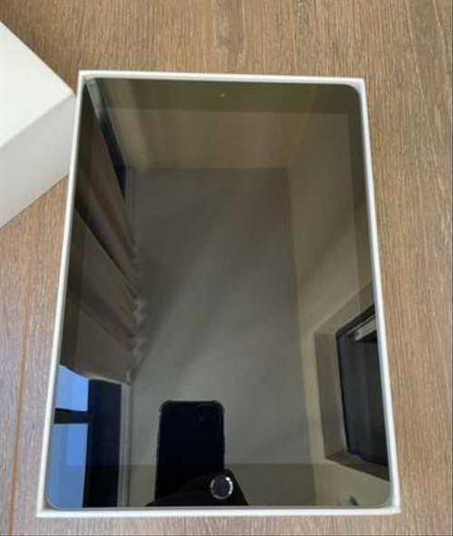 iPad 7th gen 2019 32gb Wi-Fi