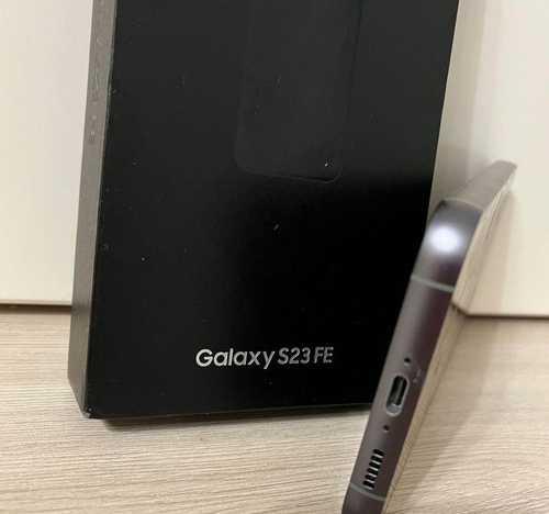 Samsung Galaxy S23 FE, 8/256 ГБ