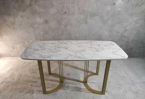 Обеденный стол из итальянского керамогранита Asti