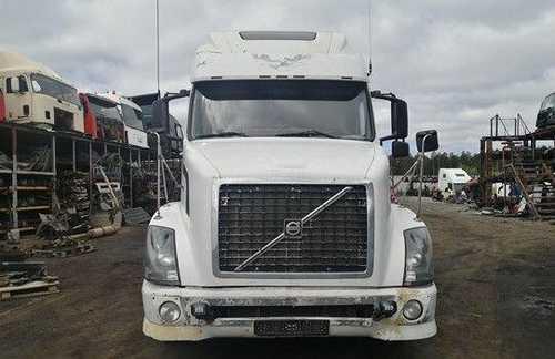 Тягач volvo VNL в разбор