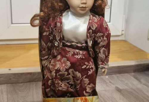 Кукла фарфоровая Porcelain Doll (старая модель)