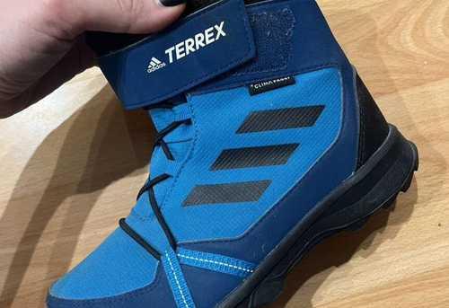Детские ботинки оригинал Adidas Terrex 33 р