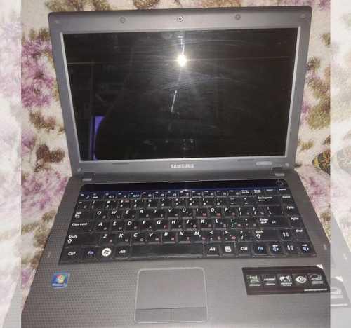 Продам 14" Samsung NP-R425