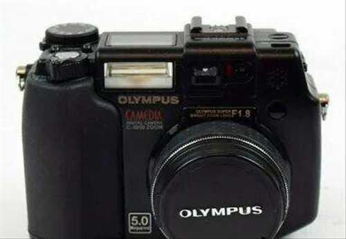 Olympus 5050 (5Mp) +кожанный кофр+подводный бокс